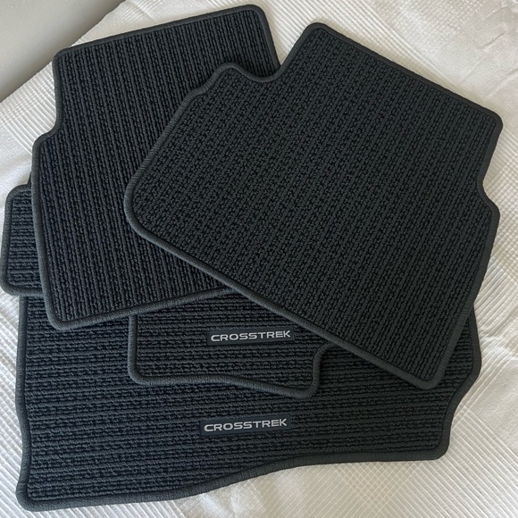 Subaru | Other | New Subaru Crosstrek Carpet Floor Mat Set Black ...